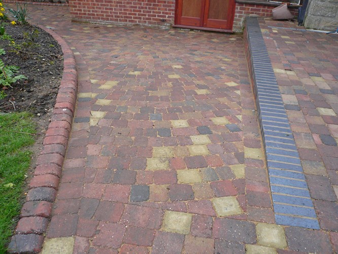 Kerbs & Edgings - Gary Cooper Paving
